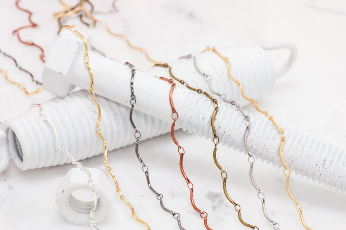 1.5mm Curved Link Bar Chain Specialty Chain Sold by The Foot - CH 817